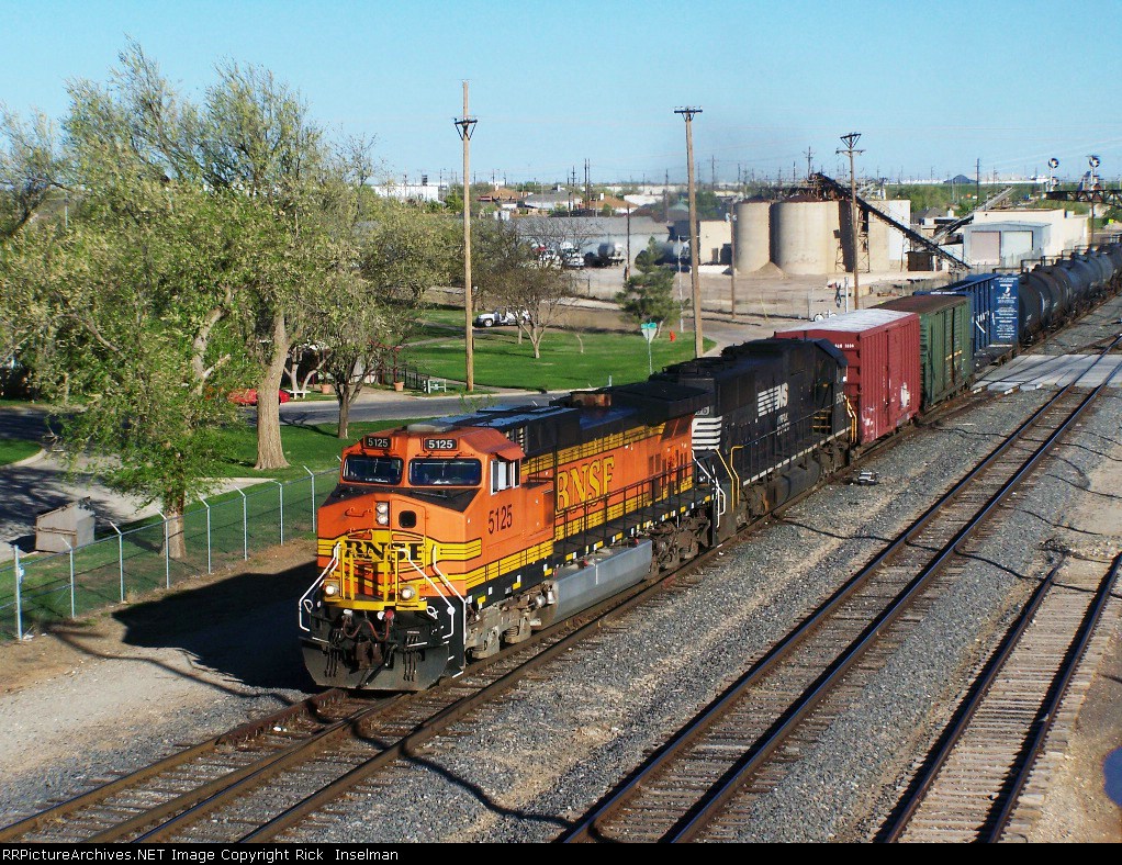 BNSF 5125